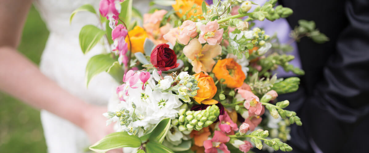 Locally Grown Flowers - Weddings, Birthdays, Funerals | Local Flowers
